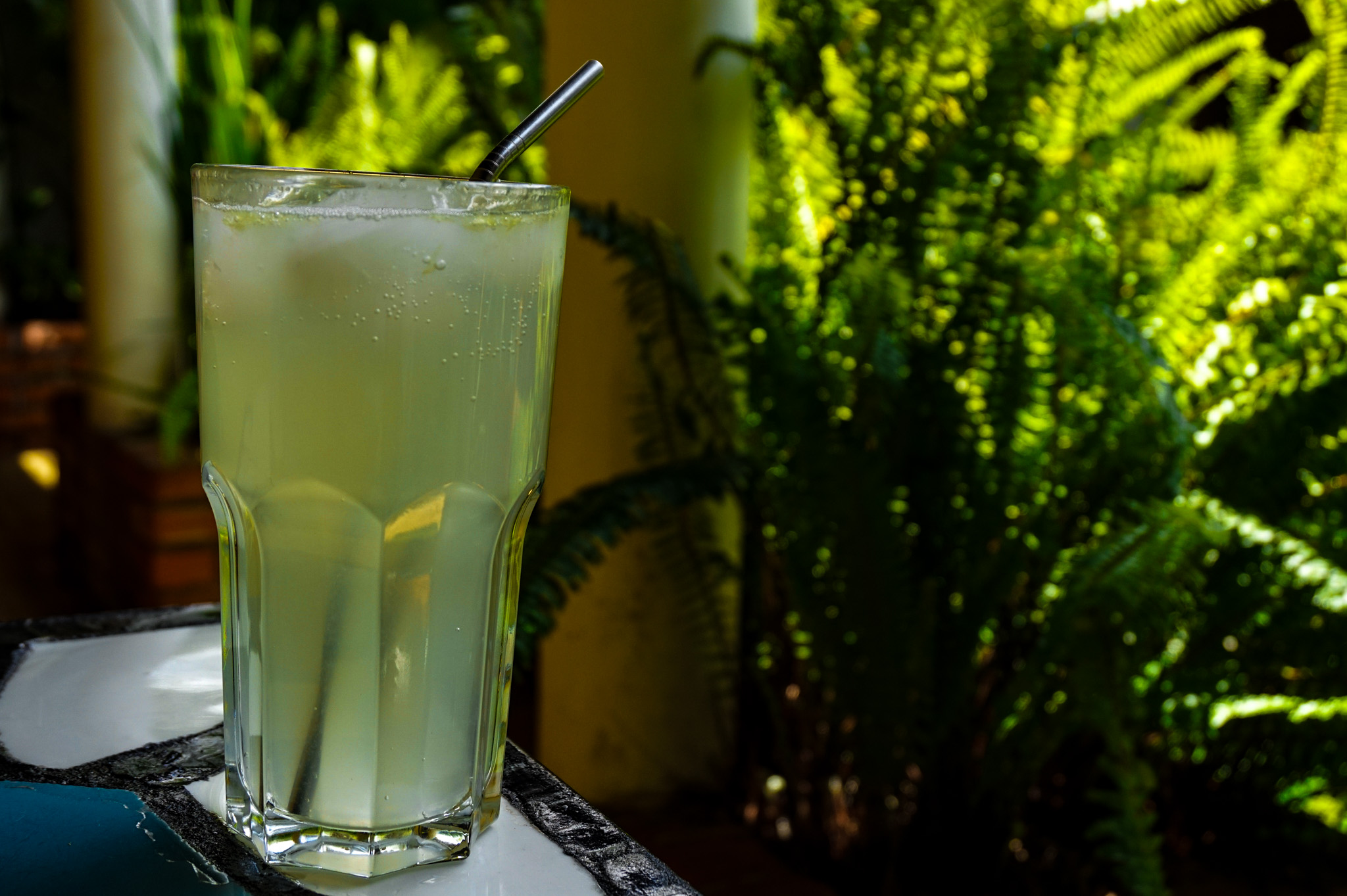 The Latin American Linguistic Legacy of Different "Cimarrona" Beverages
